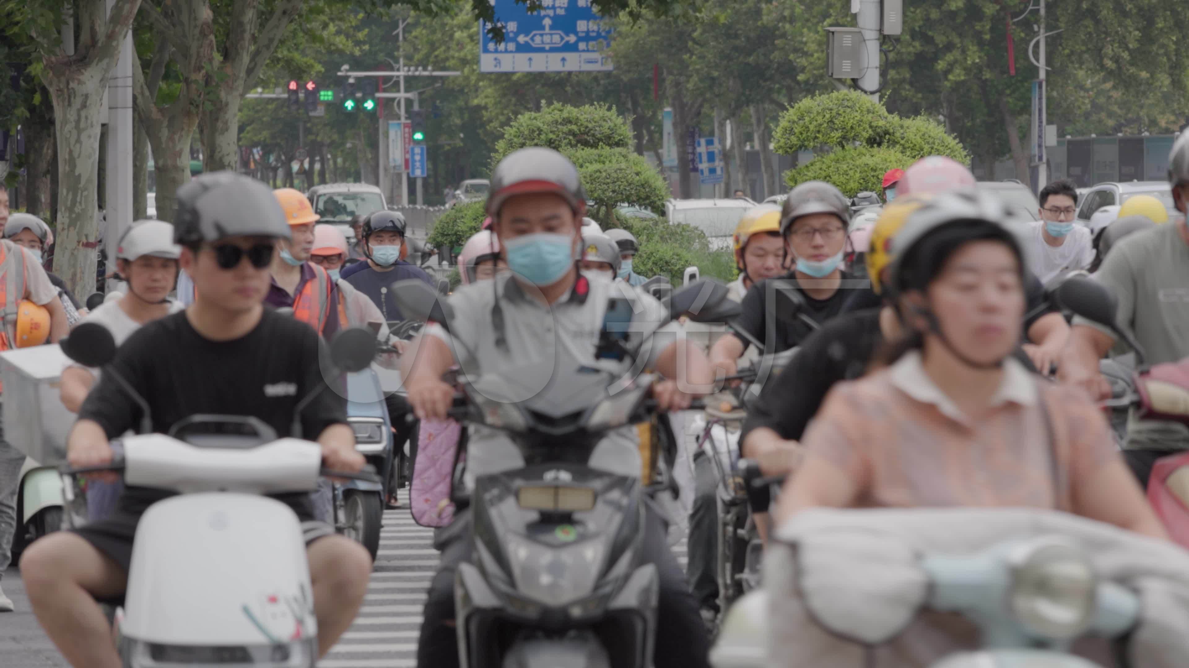 路口交通电动车大军上下班车流人流3840x2160高清视频素材下载编号8891919实拍视频光厂vj师网