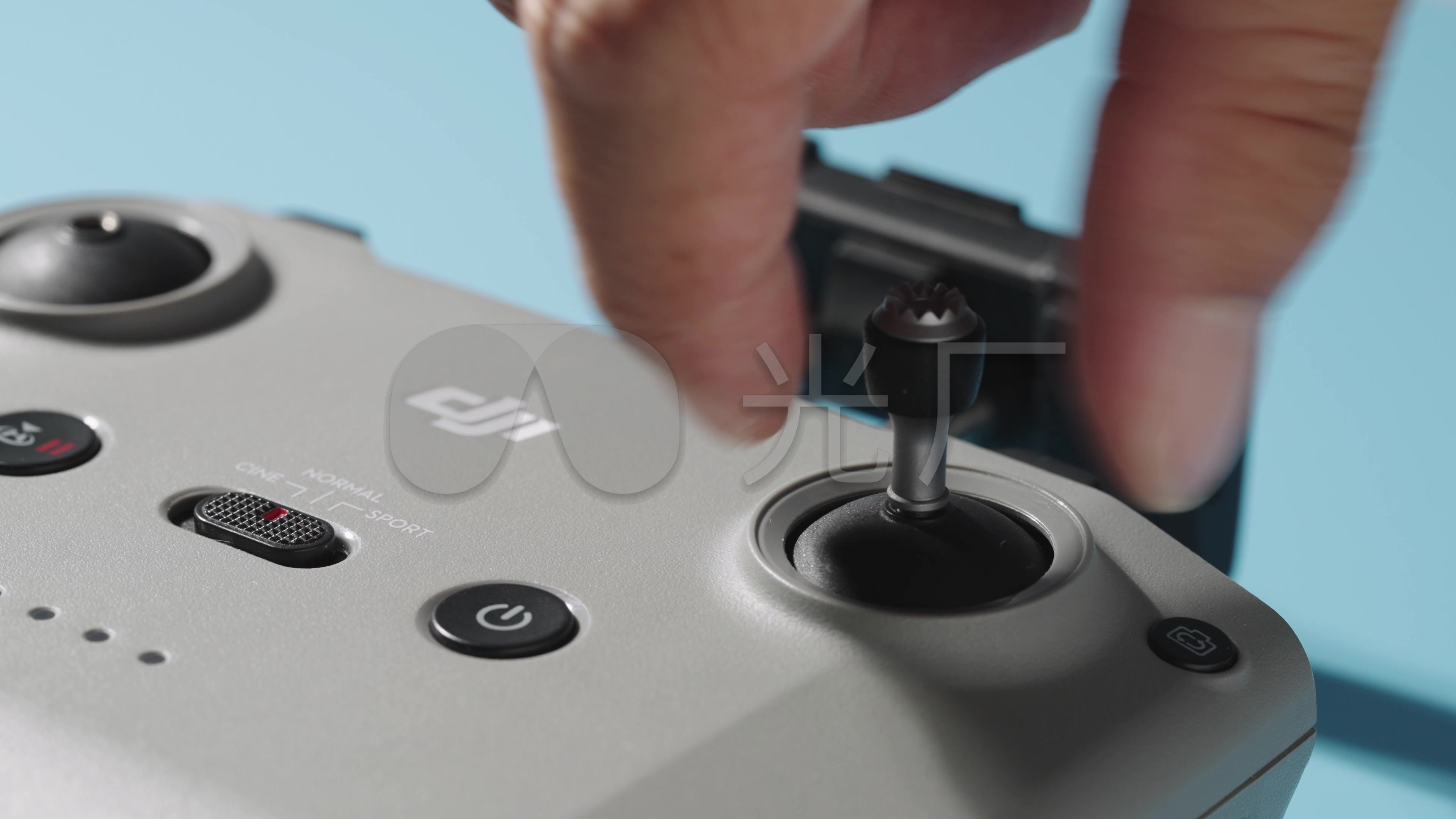 无人机航拍大疆御AIR2S_3840X2160_高清视频素材下载(编号:8999798)_实拍视频_光厂(VJ师网) www.vjshi.com