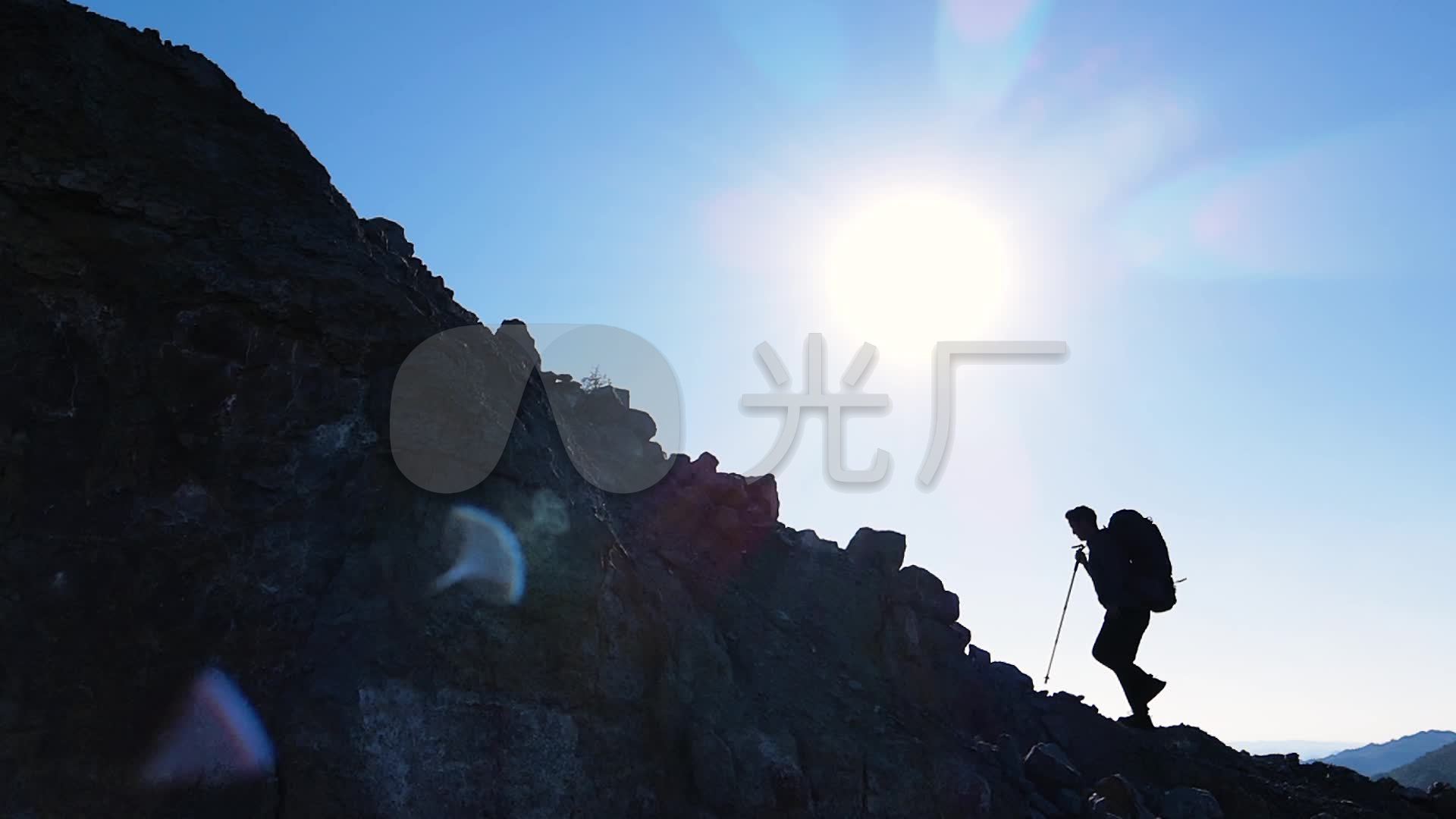 男人逆光登山攀登顶峰勇敢前行挑战自己概念1920x1080高清视频素材下载编号9778668实拍视频光厂vj师网